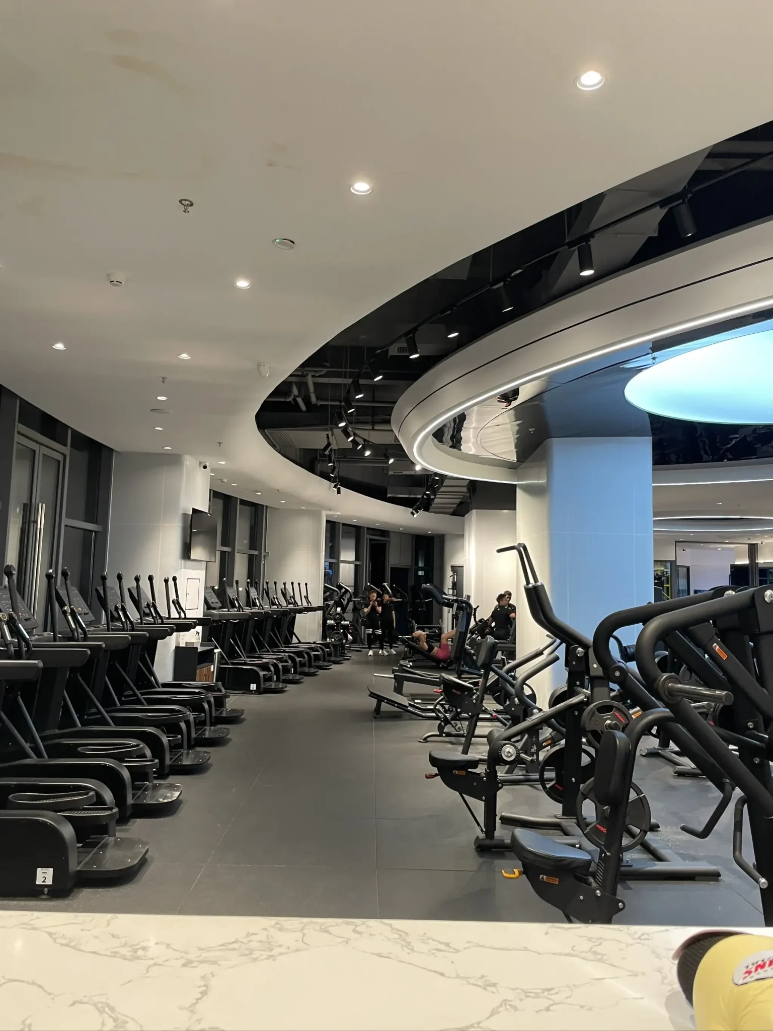 Gym Mat Thickness Guide: Choose the Right Mat for Any Facility